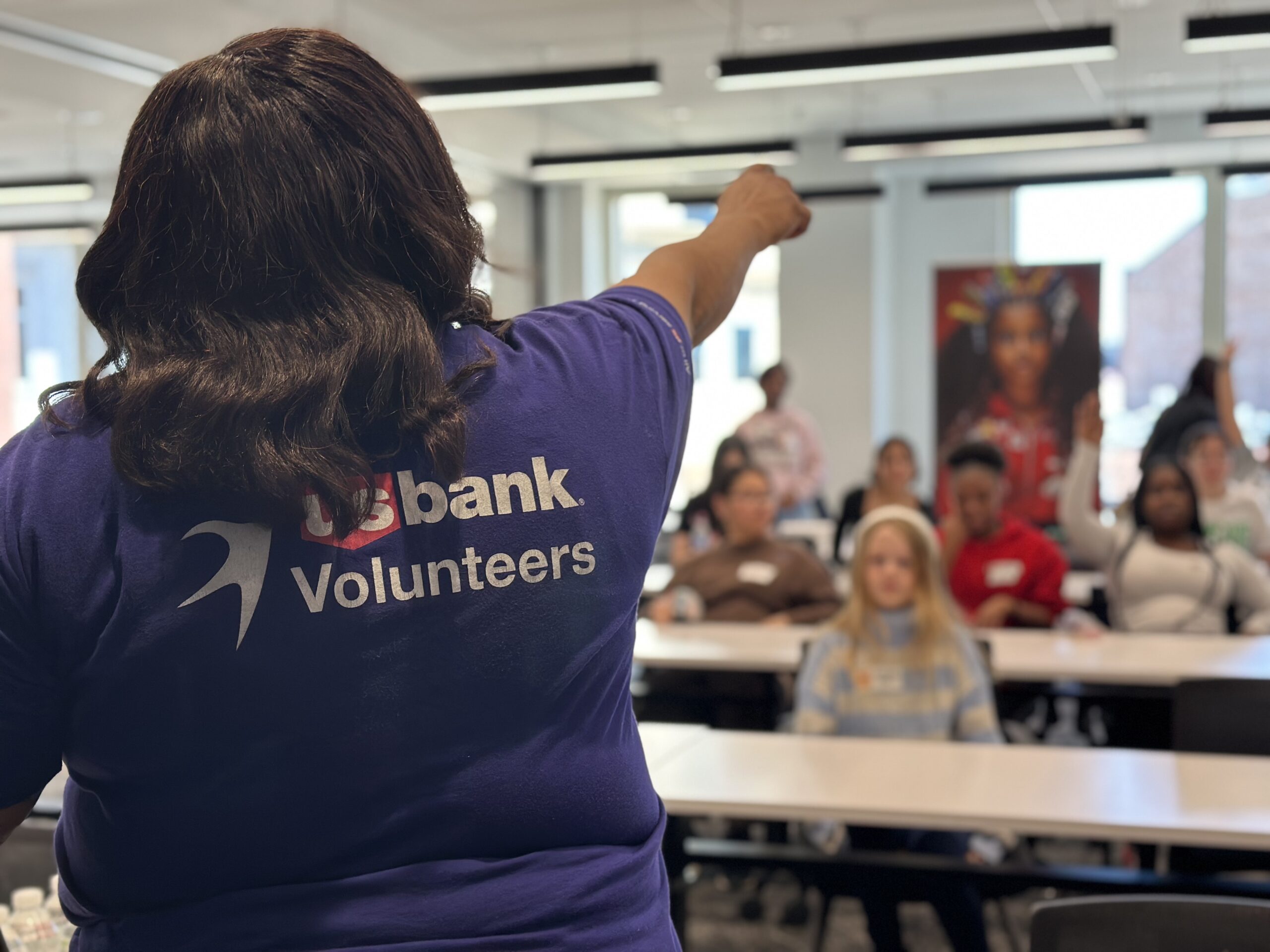 U.S. Bank: Empowering Women and Girls Through Volunteerism | Play Like ...
